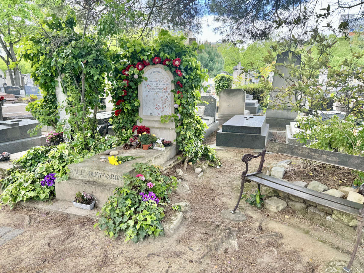 Tombe : Agnès VARDA - Cimetière du Montparnasse
